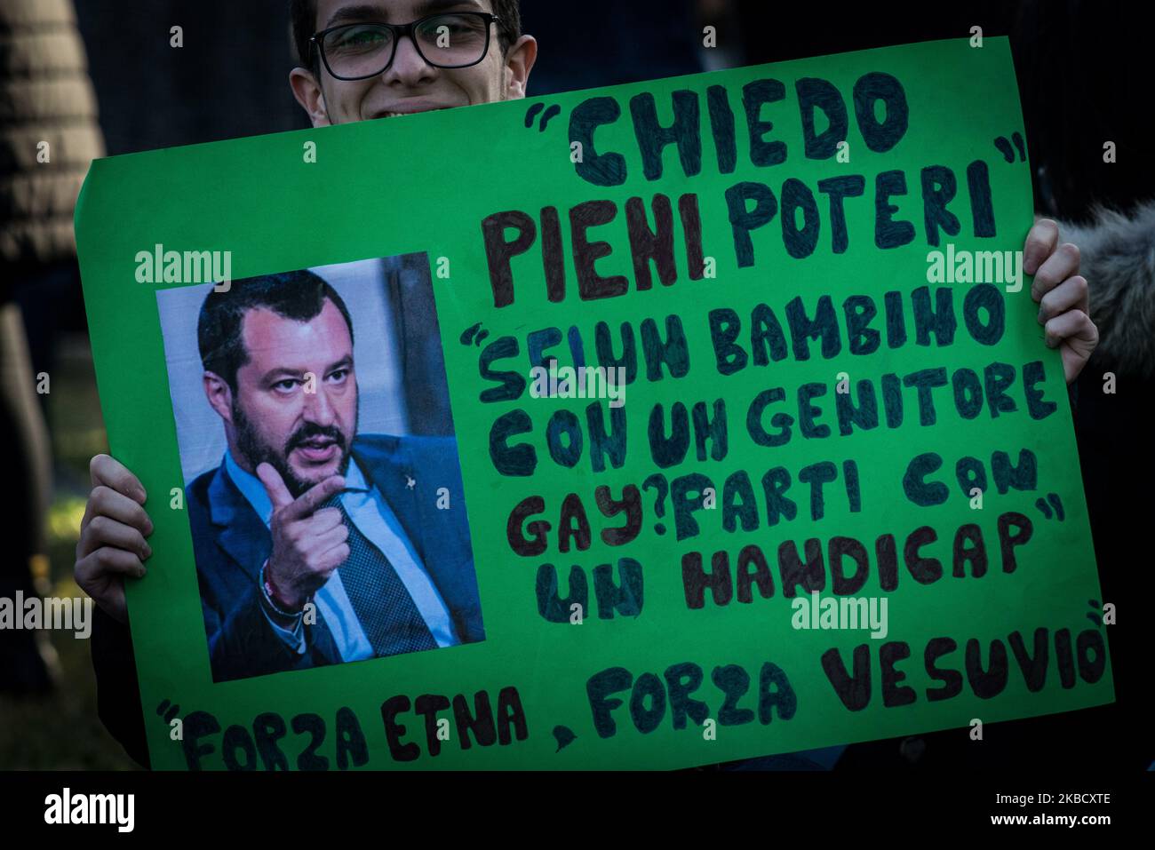 Italian grass roots movement hi-res stock photography and images - Alamy