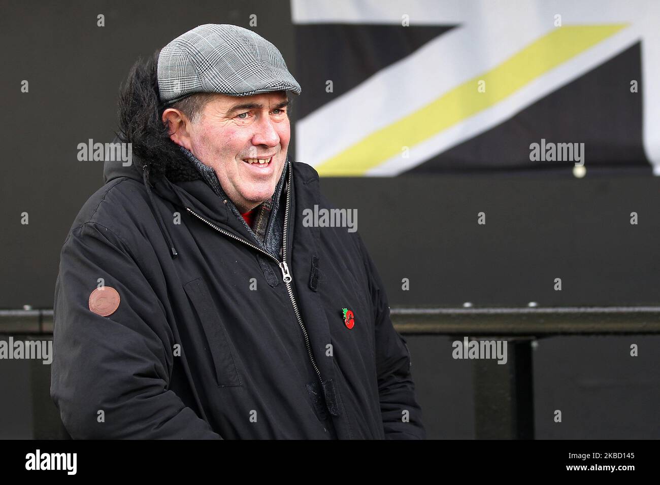 Jeff winter premier league referee hi-res stock photography and images ...