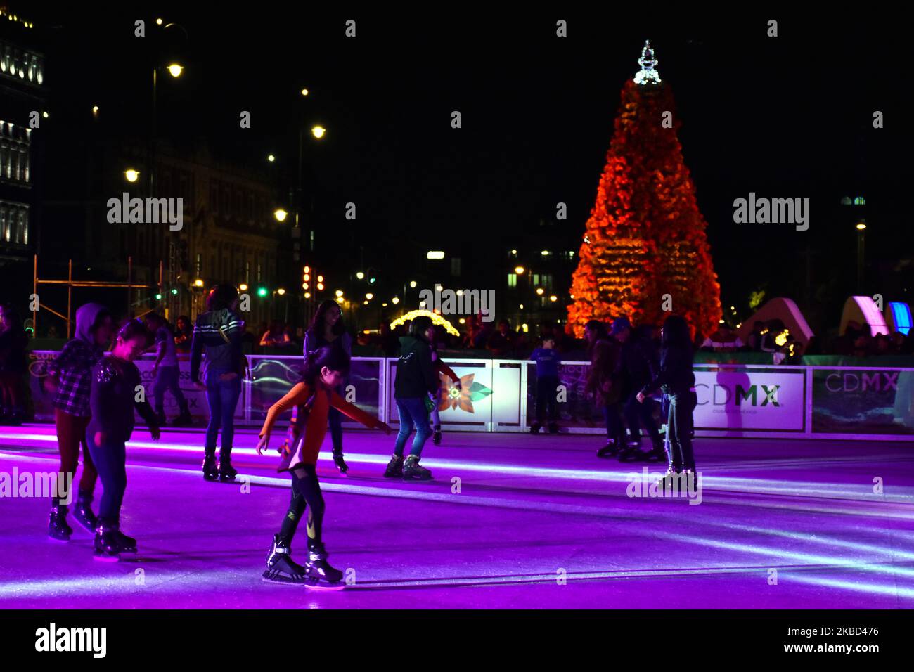 Human inrest hi-res stock photography and images - Alamy