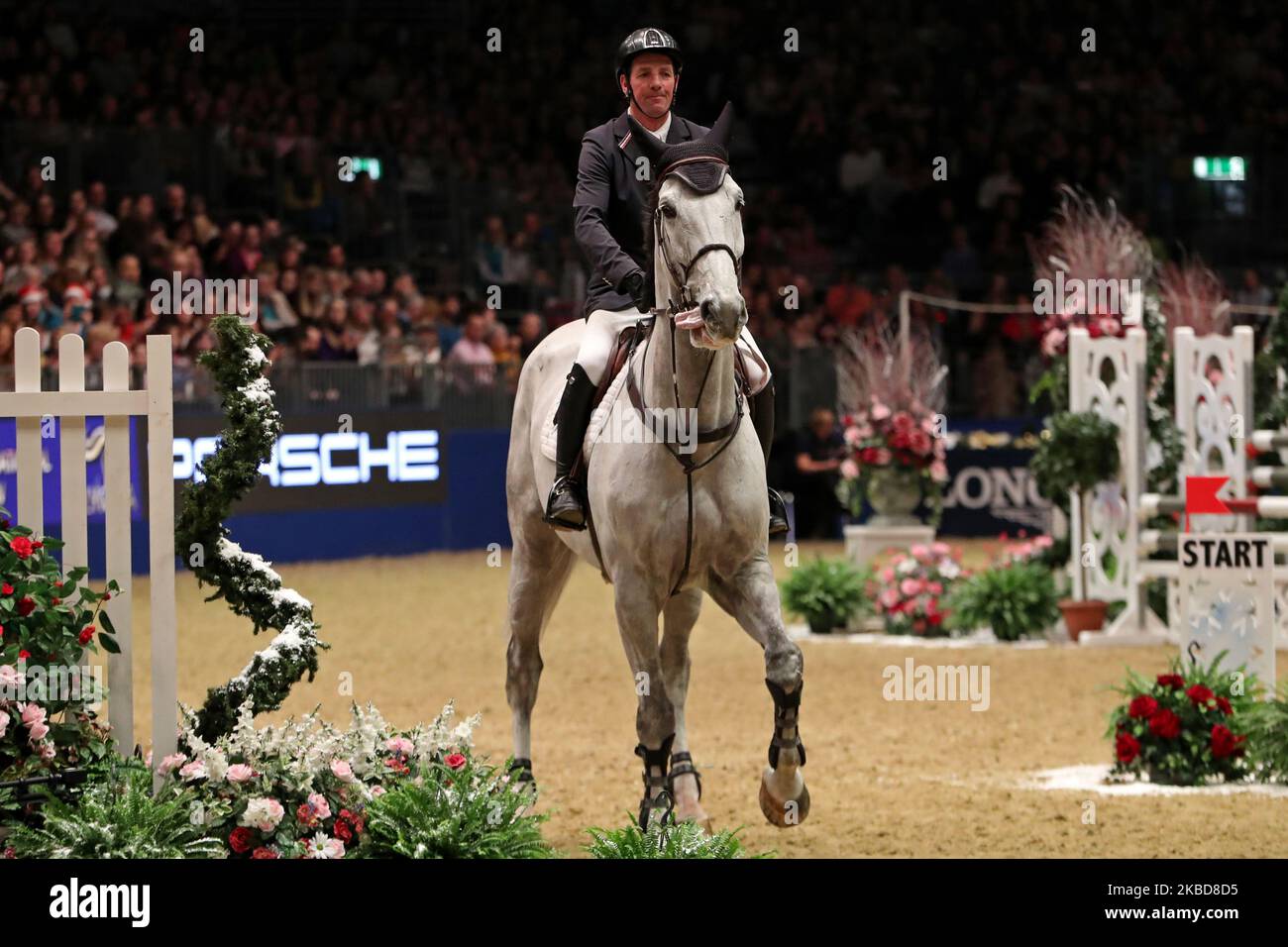 Guy Williams of GBR riding Mr Blue Sky during the Cayenne Puissance ...