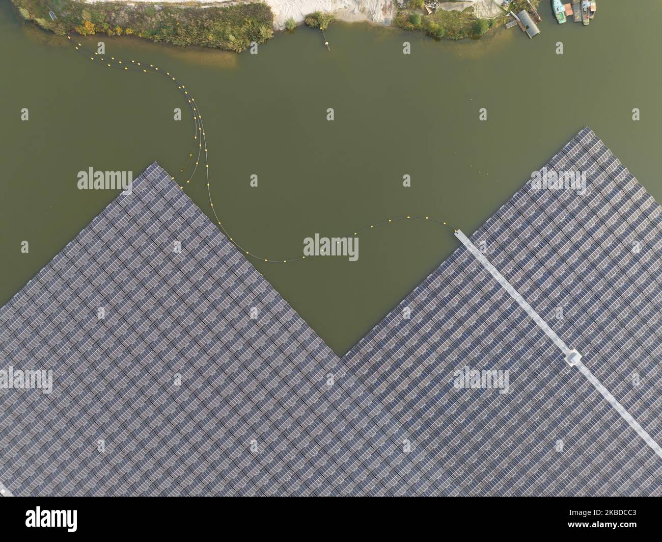 Largest Floating Solar Park In Europe On A Sand Extraction Lake largest-floating-solar-park-in-europe-on-a-sand-extraction-lake