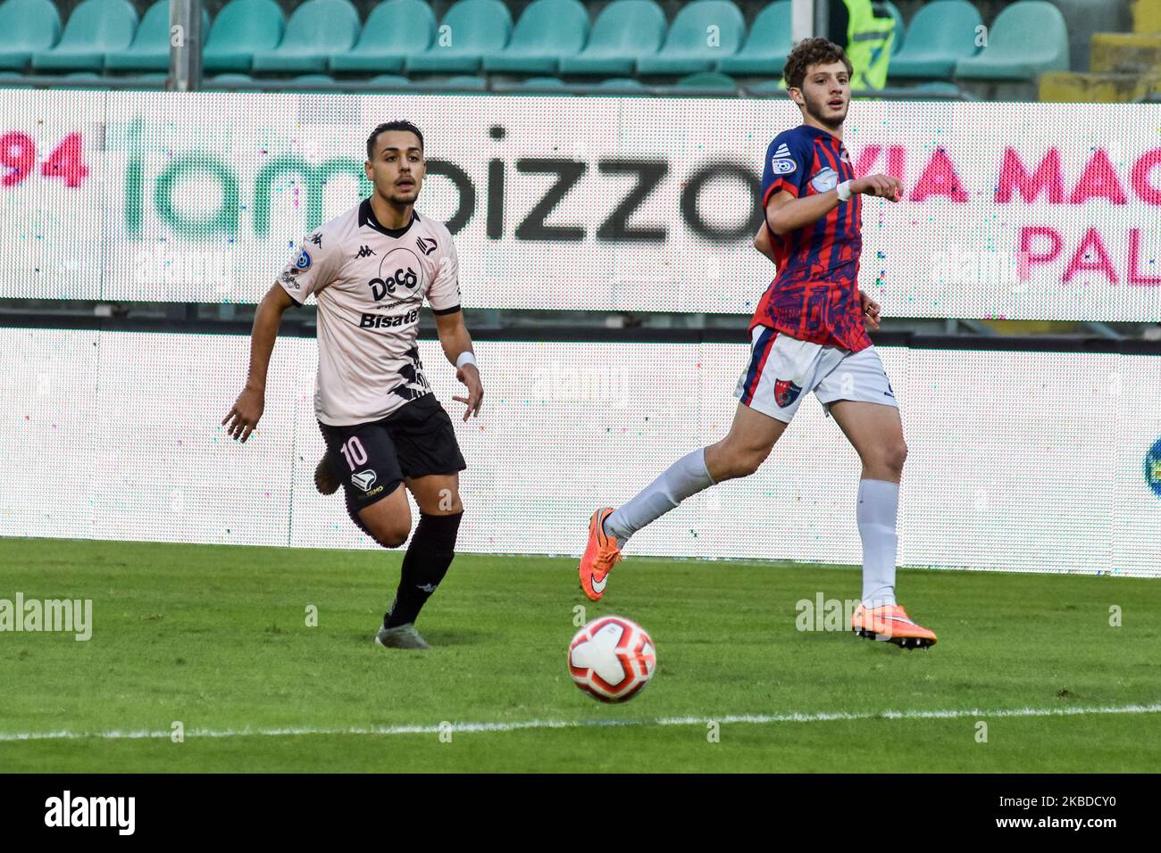 Andrea pinna hi-res stock photography and images - Alamy
