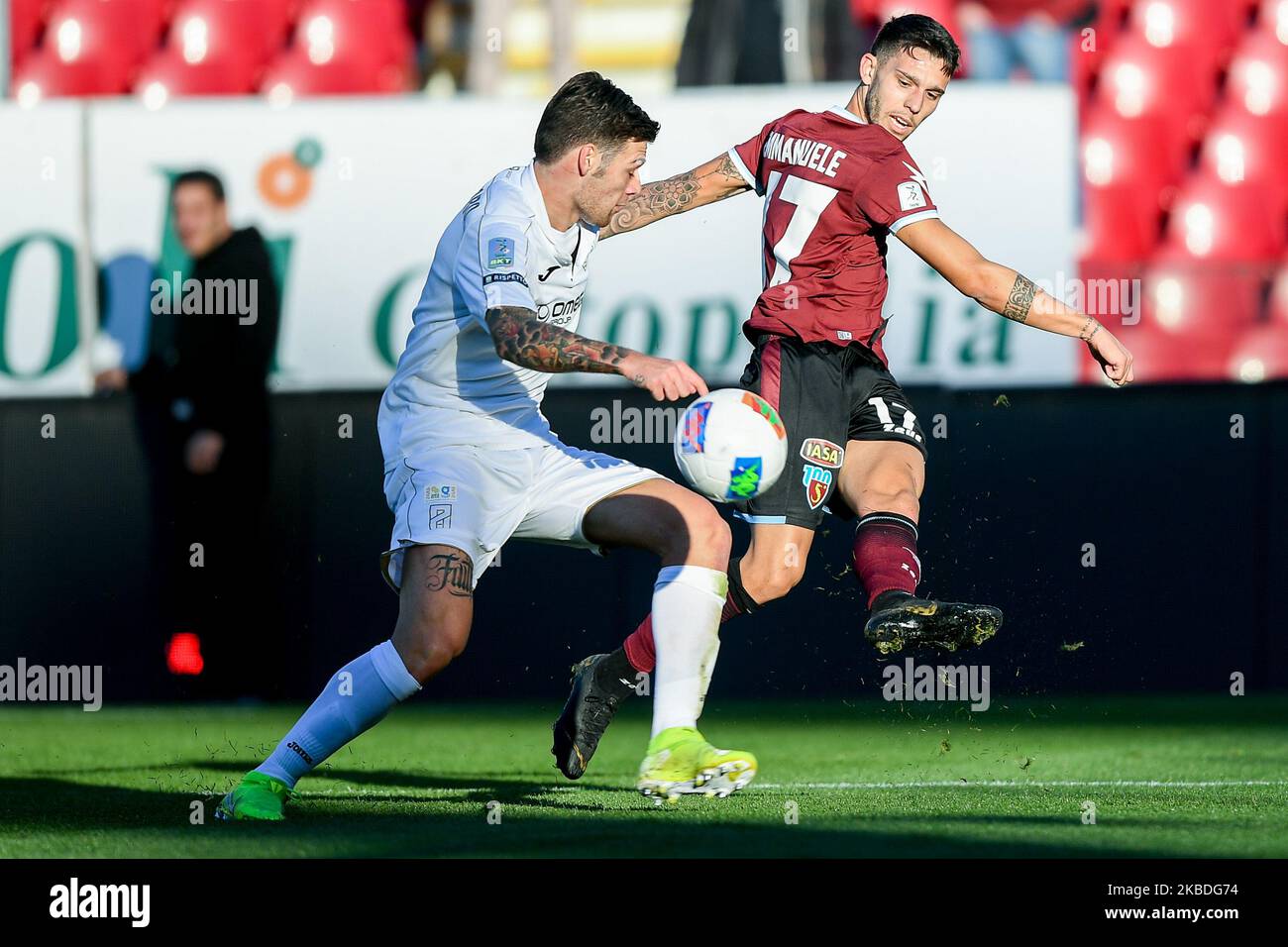Emanuele cicerelli of us salernitana hi-res stock photography and ...