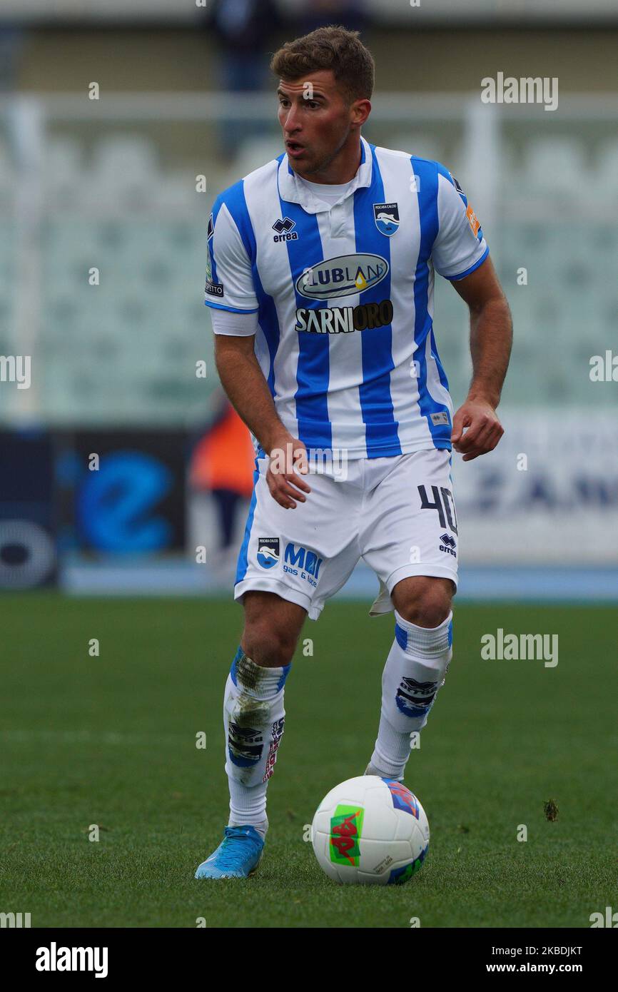 Edoardo masciangelo of pescara calcio hi-res stock photography and ...