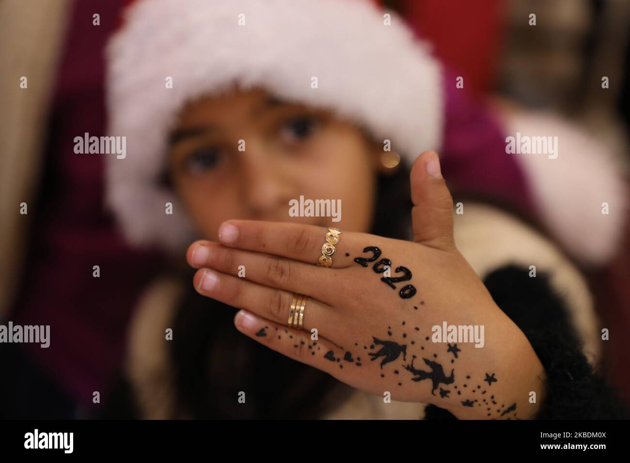 Women in gaza hi-res stock photography and images - Alamy