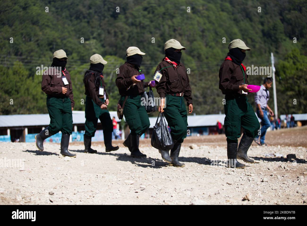 Chiapas indigenous rebel communities hi-res stock photography and ...