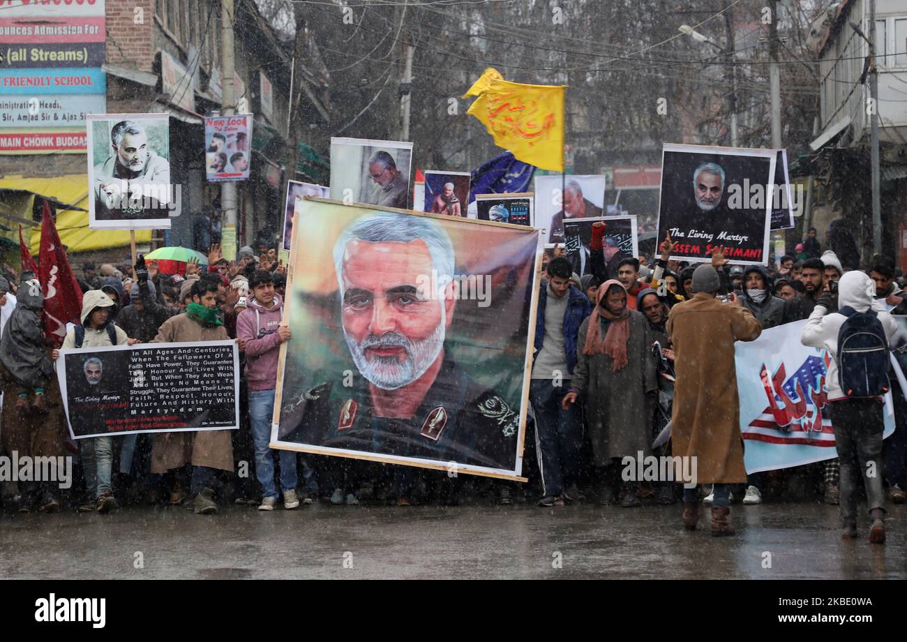 Muslim kashmirs hi-res stock photography and images - Alamy