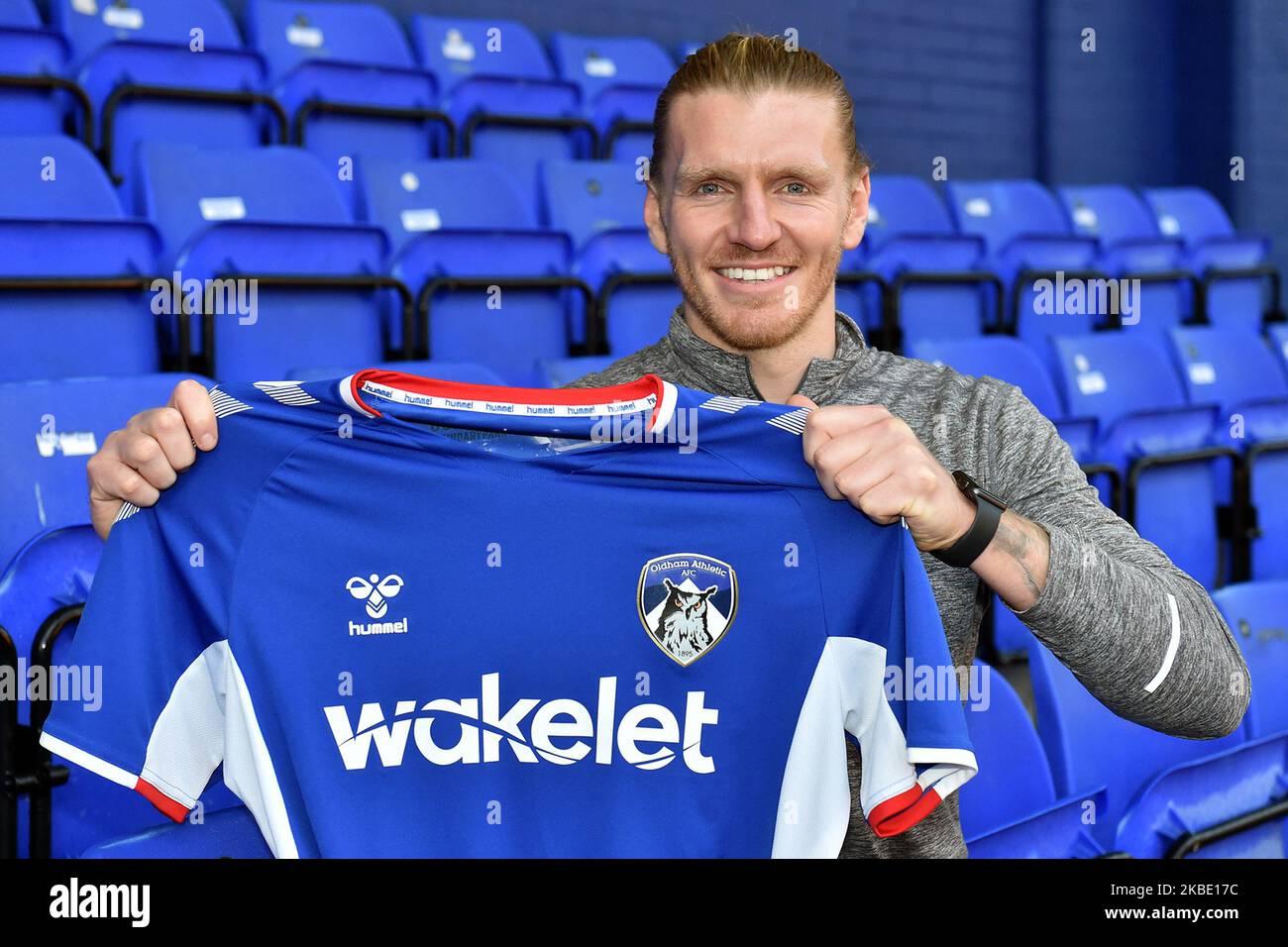 Carl Piergianni signs for Oldham Athletic on loan from Salford City at ...