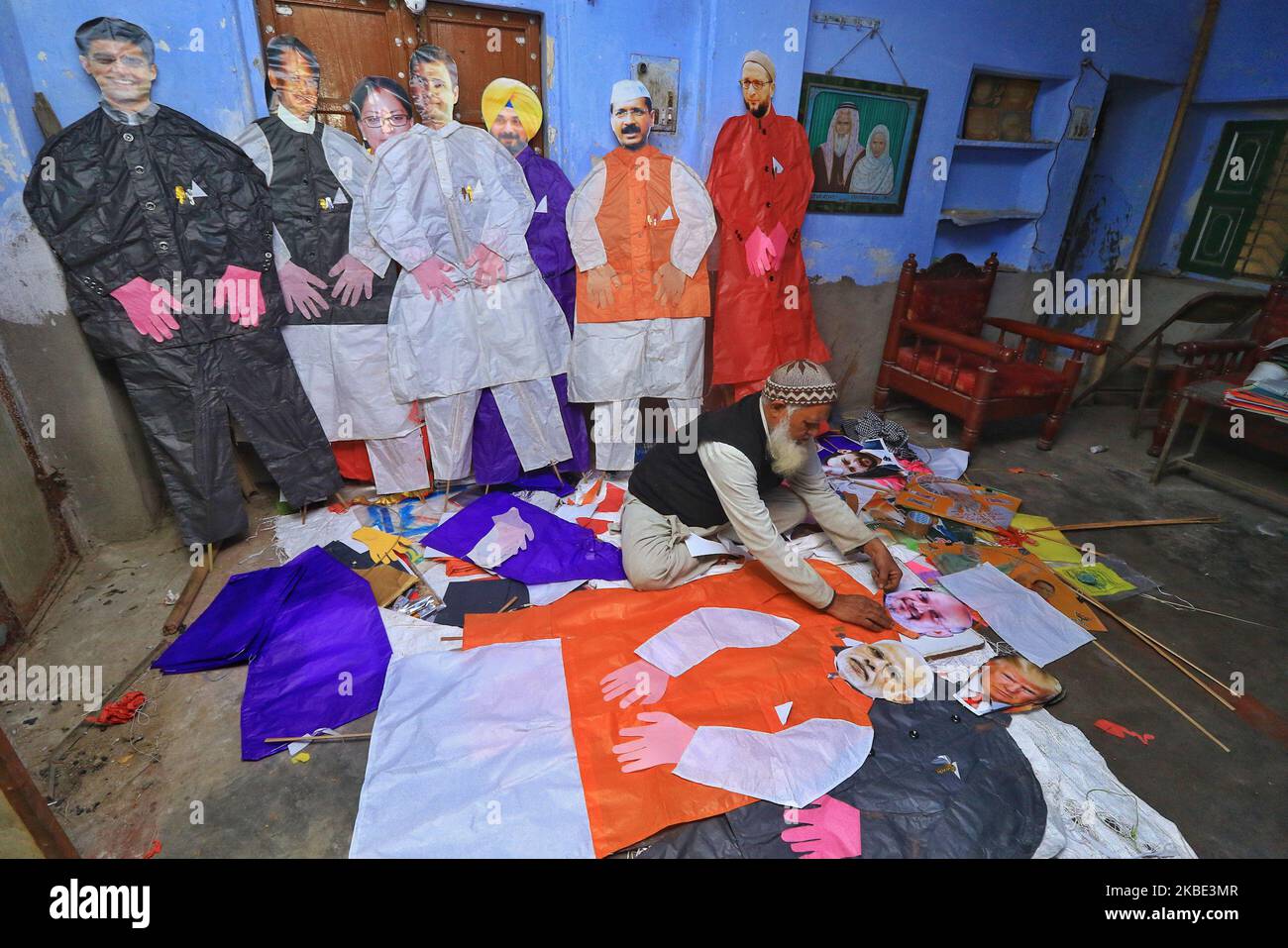 Human size hi-res stock photography and images - Alamy