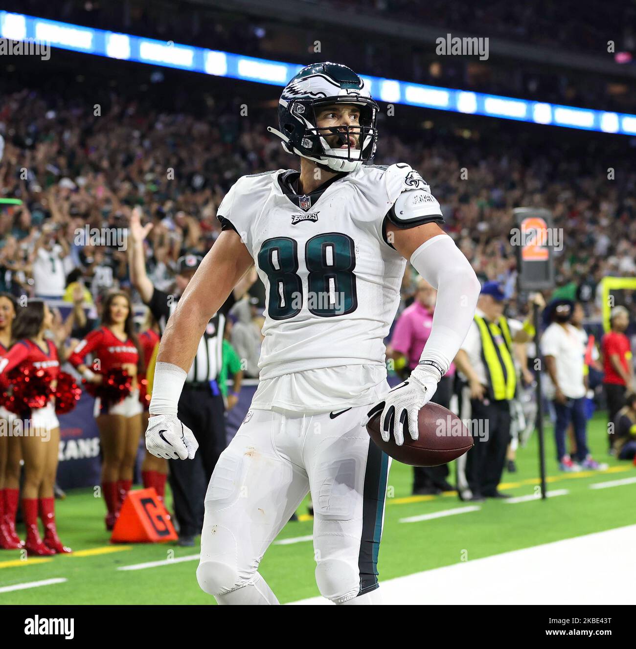 November 3, 2022: Philadelphia Eagles tight end Dallas Goedert (88 ...