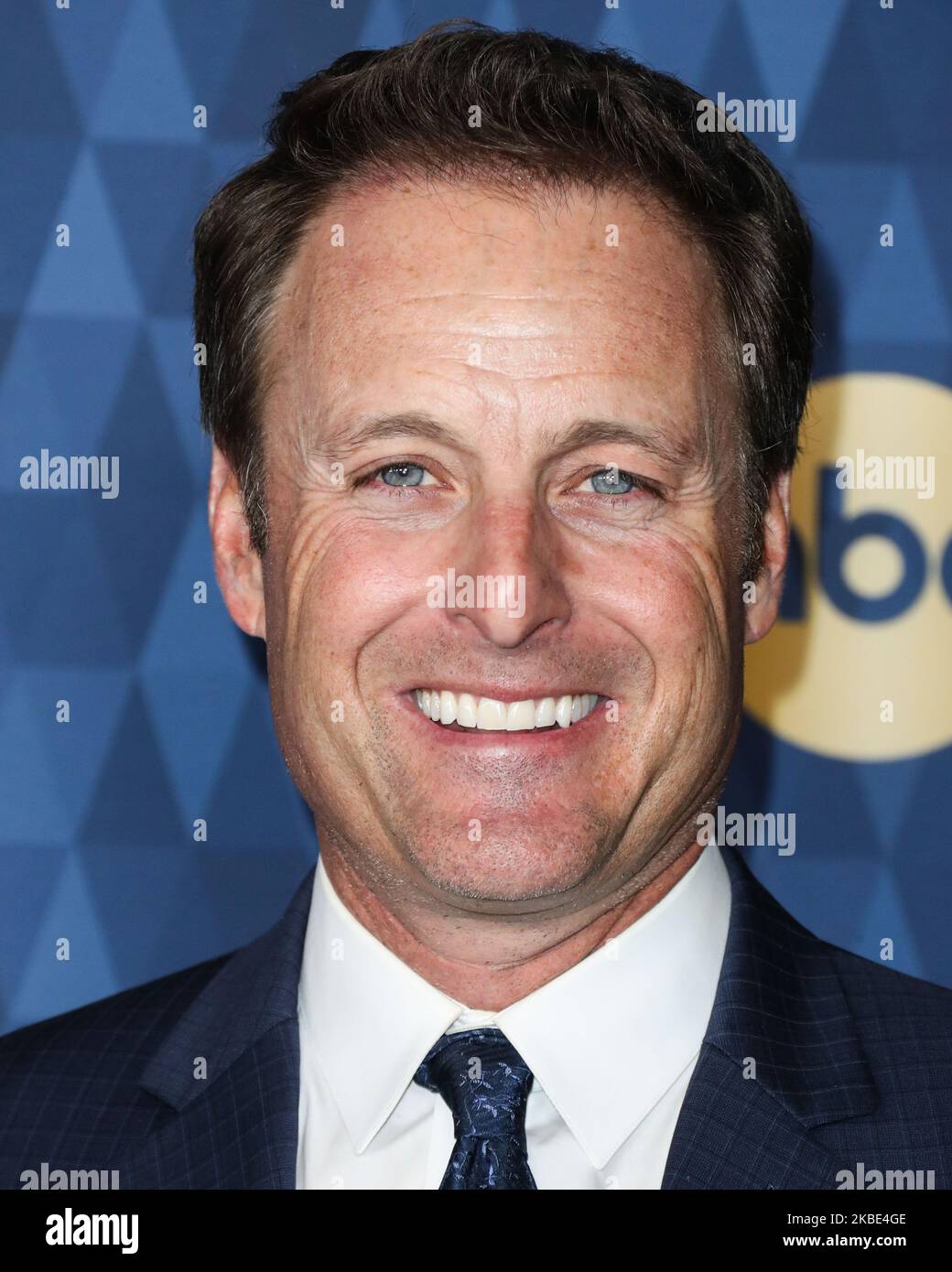 PASADENA, LOS ANGELES, CALIFORNIA, USA - JANUARY 08: Chris Harrison ...