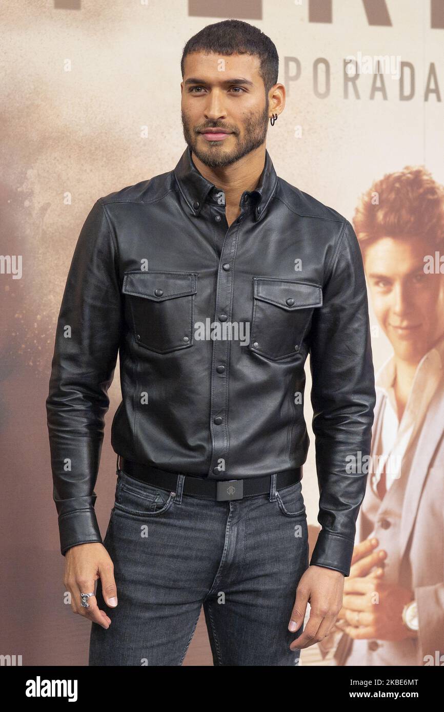 Colombian actor Edgar Vittorino attends 'Vivir Sin Permiso' Mediaset ...