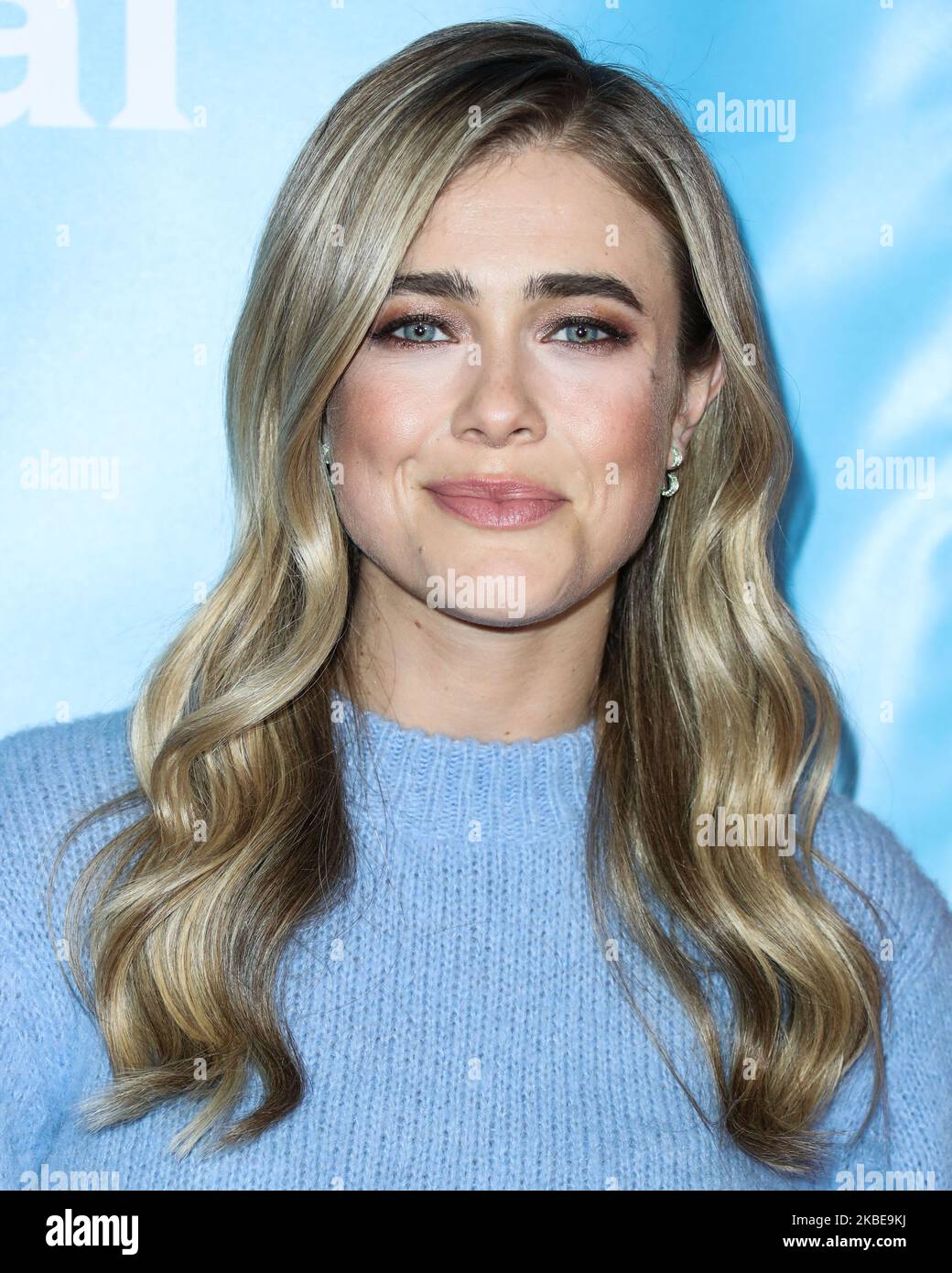 PASADENA, LOS ANGELES, CALIFORNIA, USA - JANUARY 11: Melissa Roxburgh ...