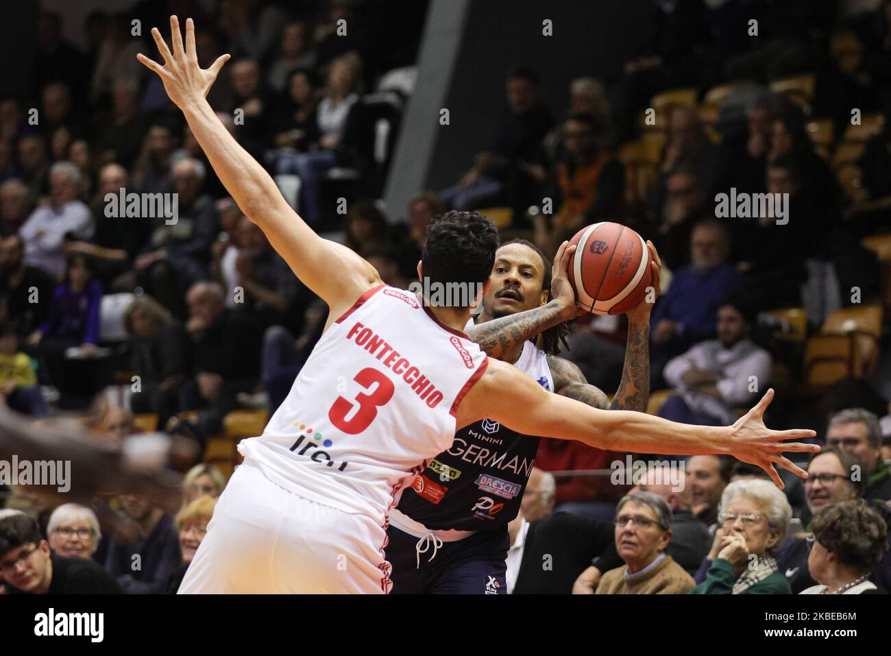 David moss and simone fontecchio hi-res stock photography and images ...