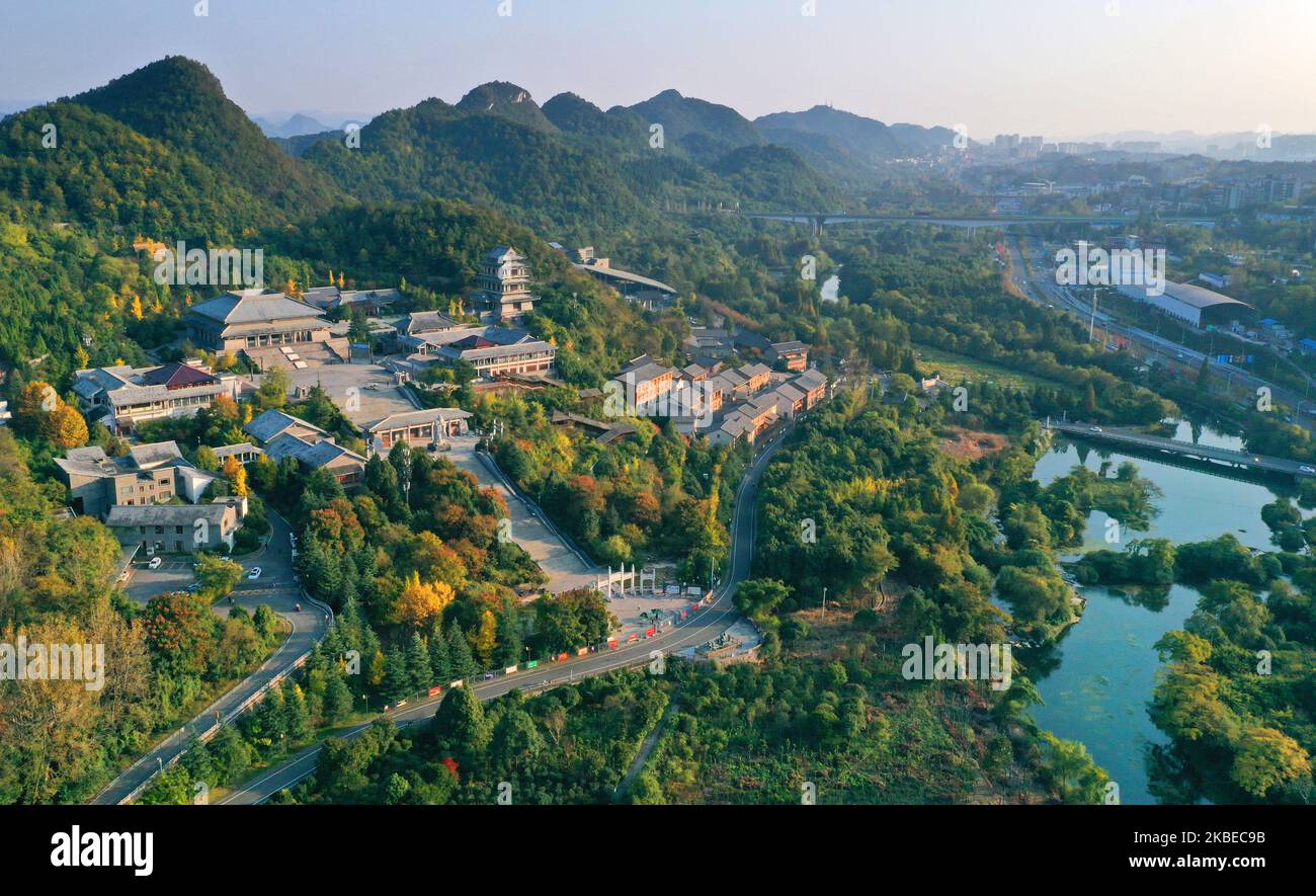 Aerial photos show the beautiful autumn scenery of the ten-li strand in ...