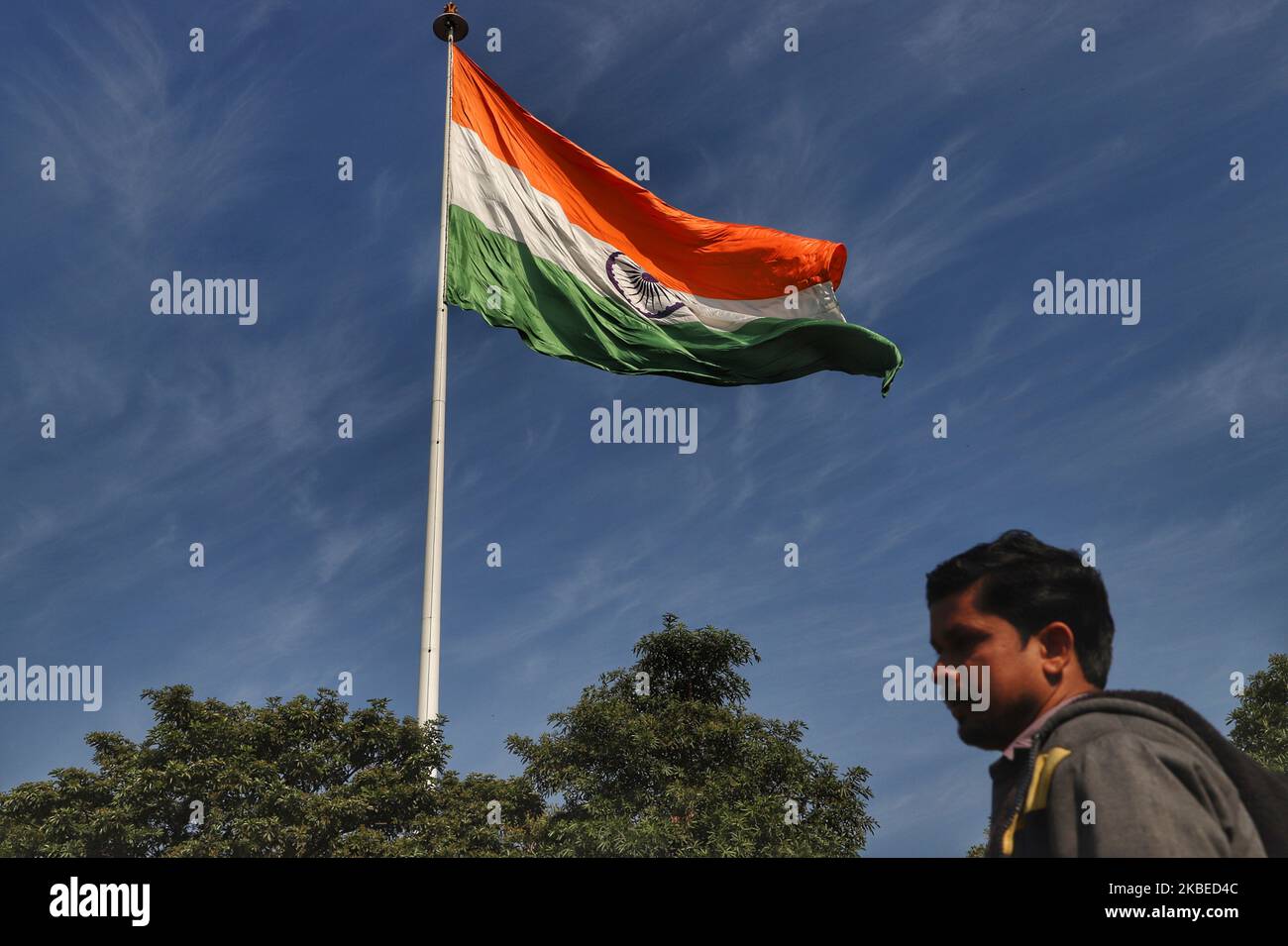Gaint indian flag hi-res stock photography and images - Alamy