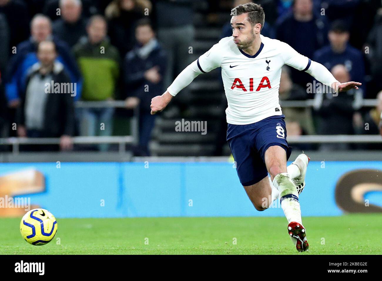 Tottenham midfielder harry winks hi-res stock photography and images ...