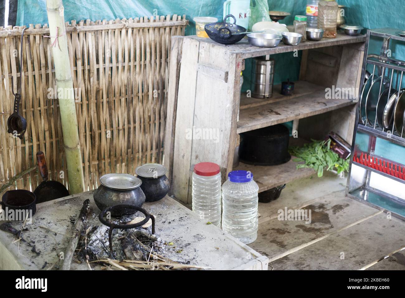 Traditional assamese kitchen hi-res stock photography and images - Alamy