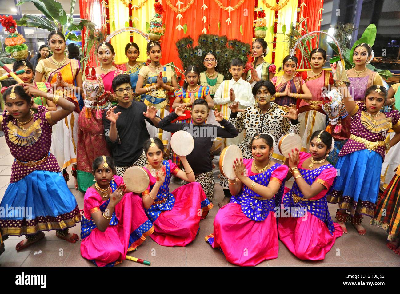 Tamil canadians hi-res stock photography and images - Alamy