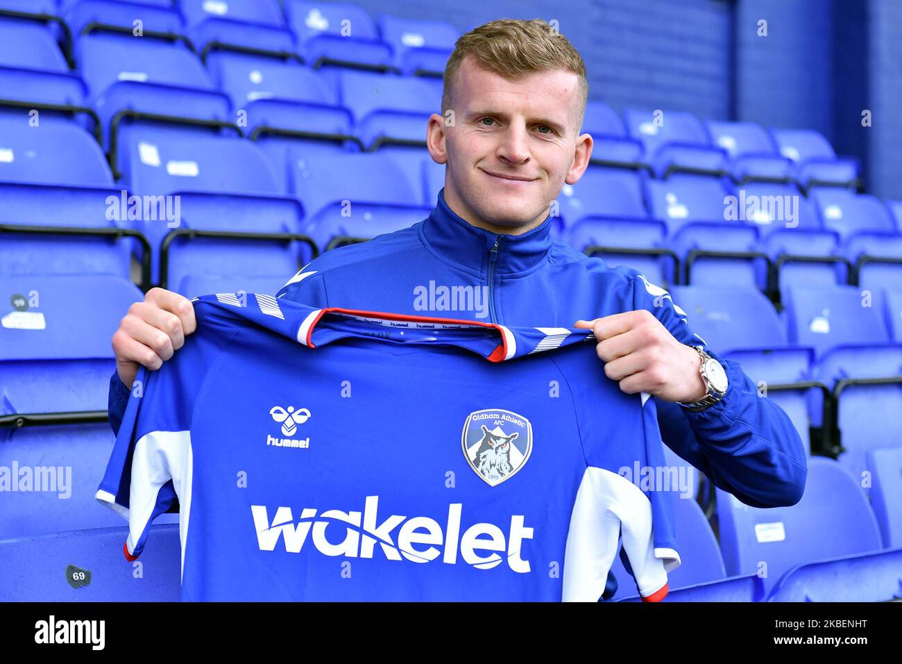 Danny Rowe signs for Oldham Athletic from AFC Fylde at Boundary Park ...