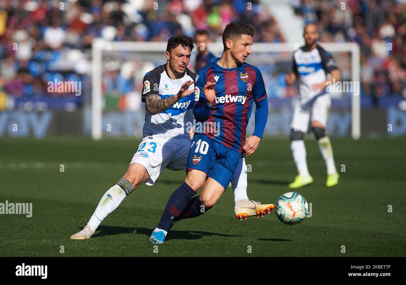 Ximo navarro of alaves hi-res stock photography and images - Alamy