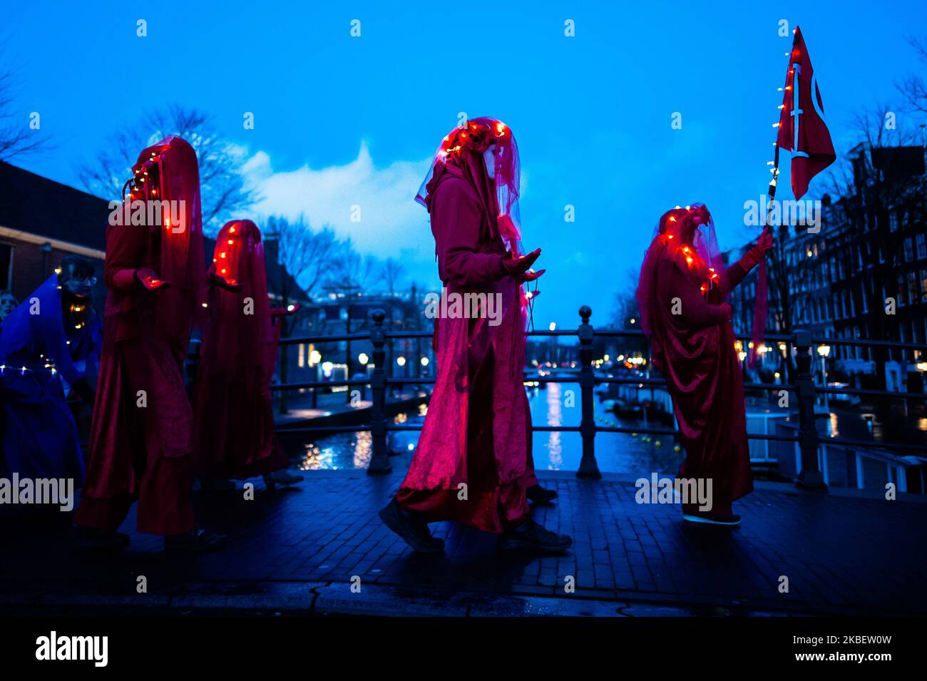 Extinction rebellion artistic hi-res stock photography and images - Alamy