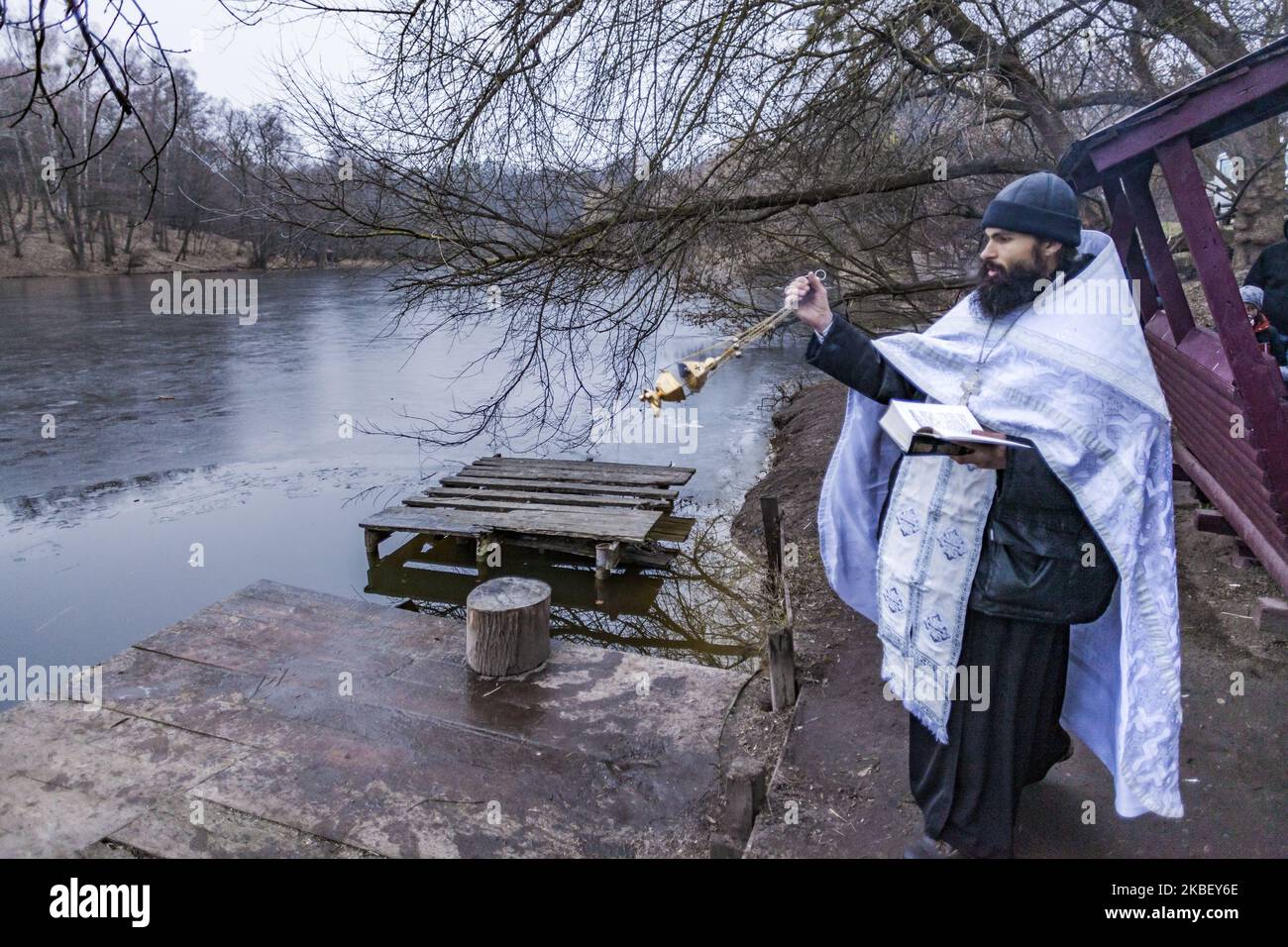 Dip ice bath hi-res stock photography and images - Alamy