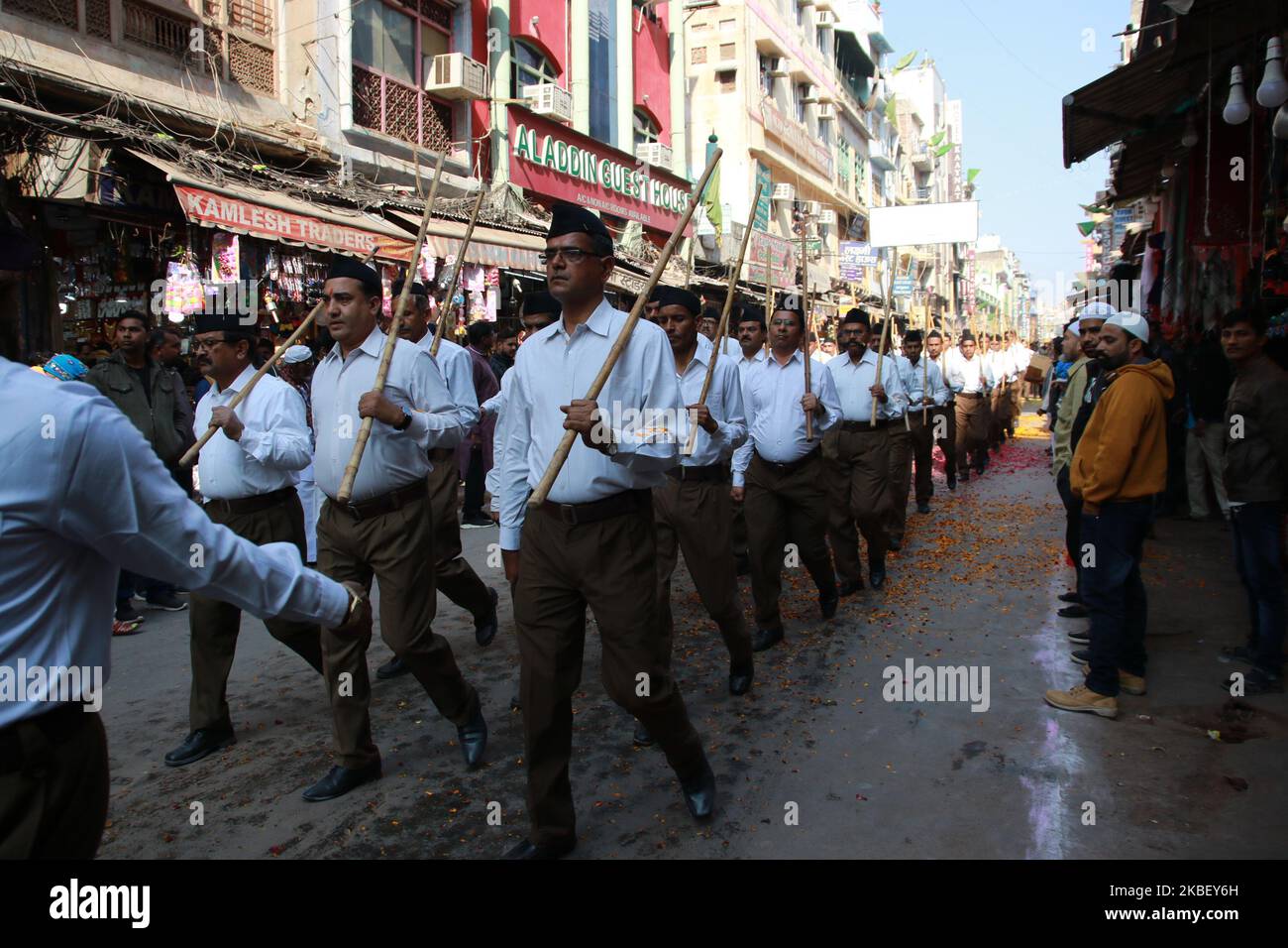Volunteers of Hindu nationalist Rashtriya Swayamsevak Sangh (RSS ...
