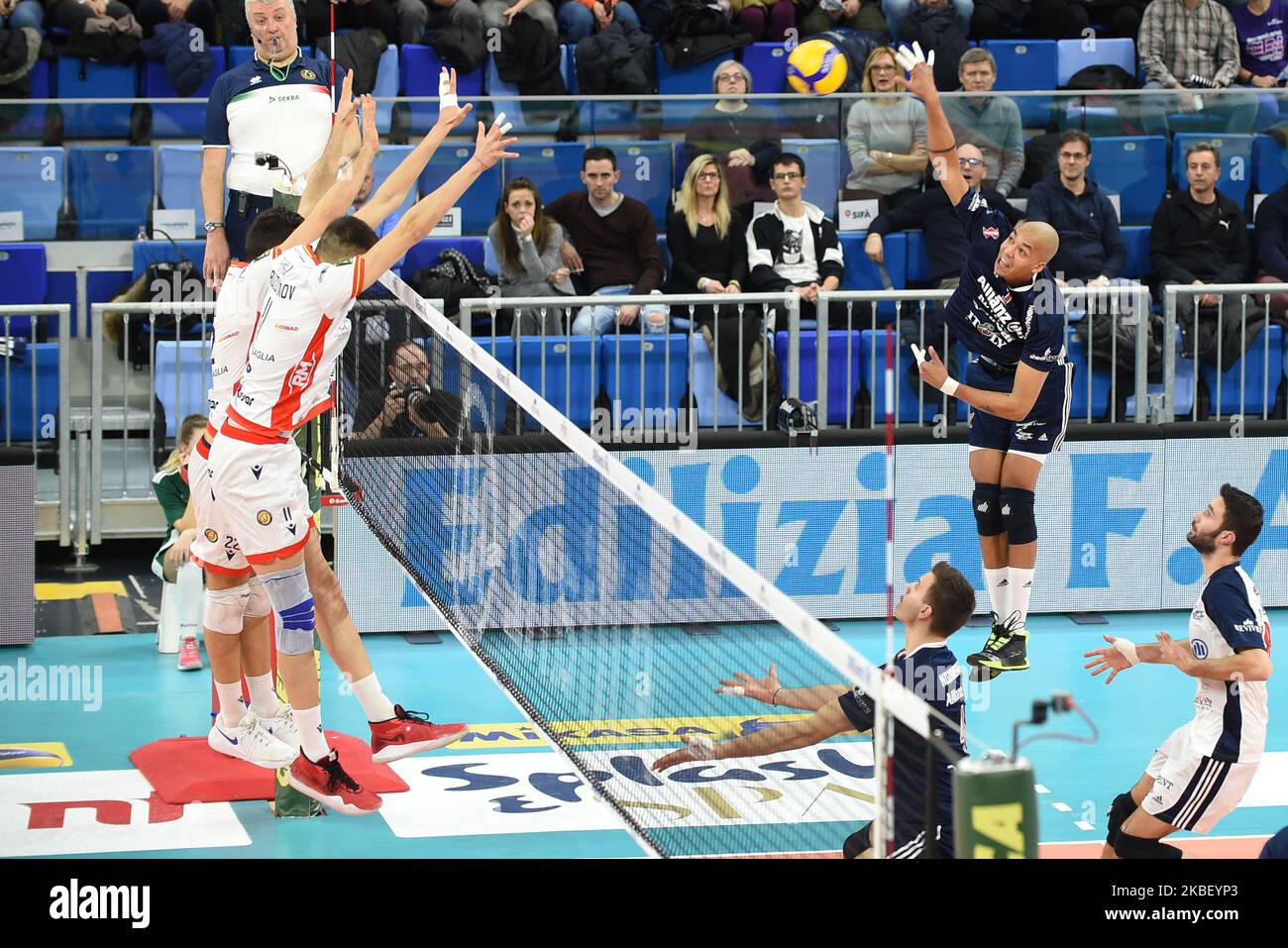 Dutch player nimir abdel aziz hi-res stock photography and images - Alamy