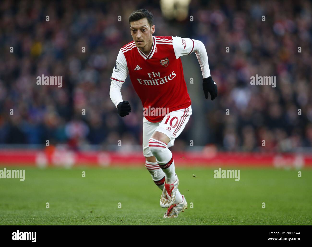 Mesui ozil of arsenal hi-res stock photography and images - Alamy