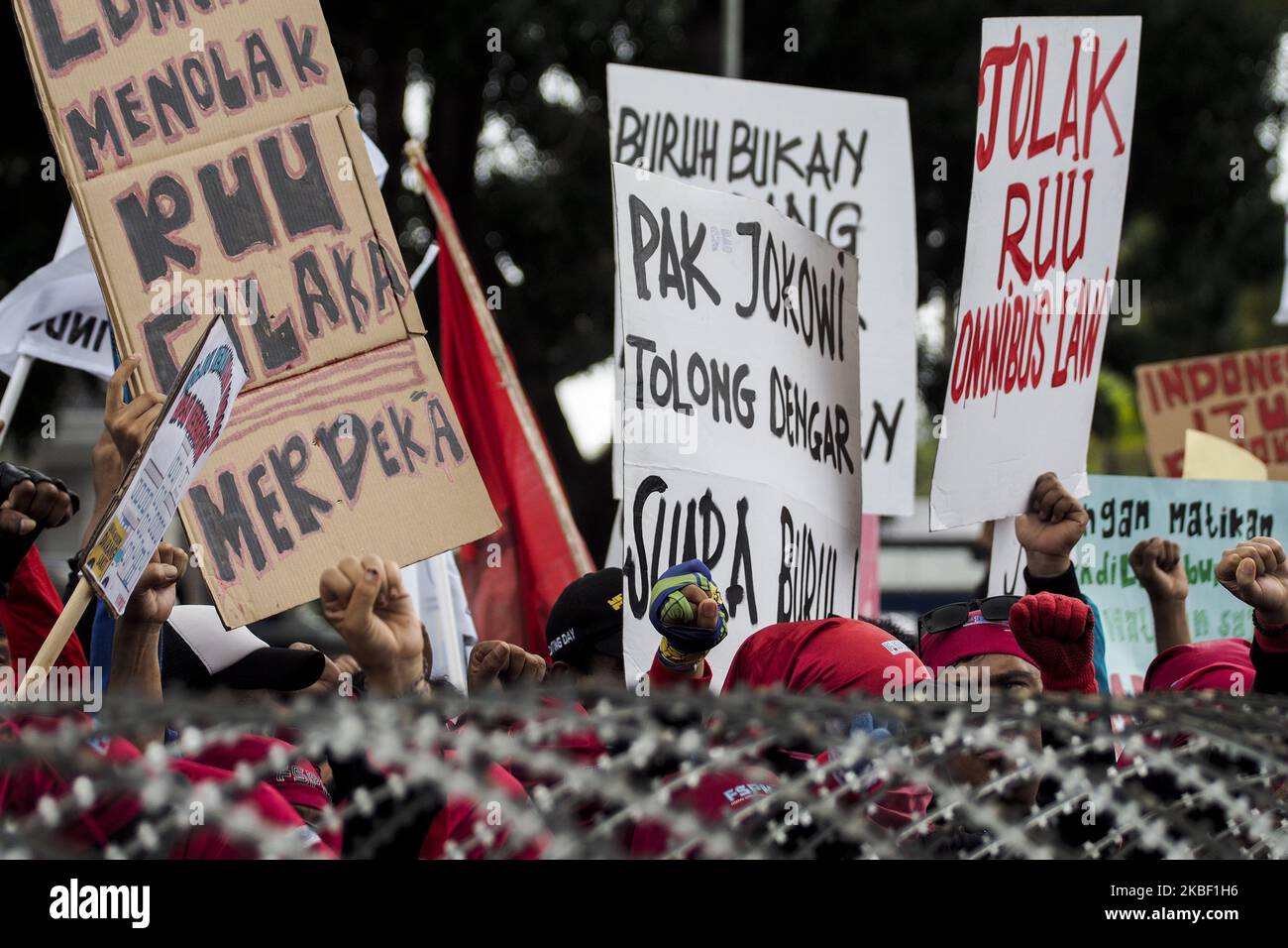 Employment copyright bill hi-res stock photography and images - Alamy