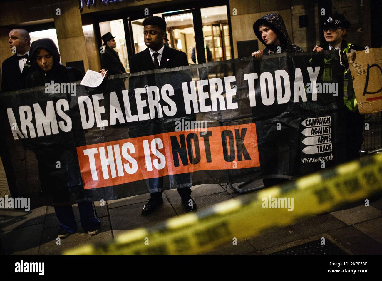 Black tie dinners hi-res stock photography and images - Alamy
