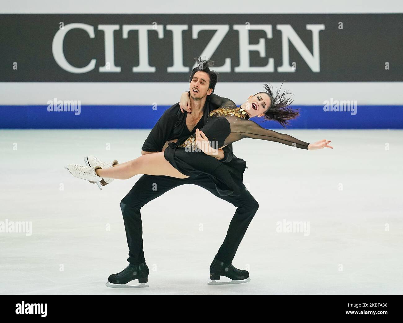 Jasmine Tessari and Francesco Fioretti of Italy in action during Ice ...