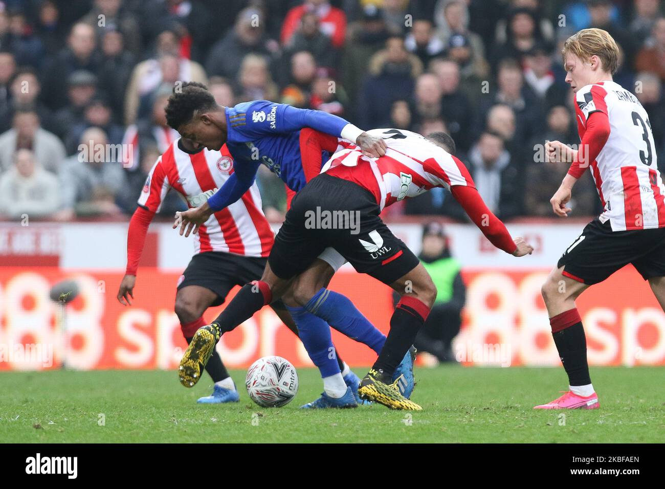 Past dominic thompson of brentford hi-res stock photography and images ...