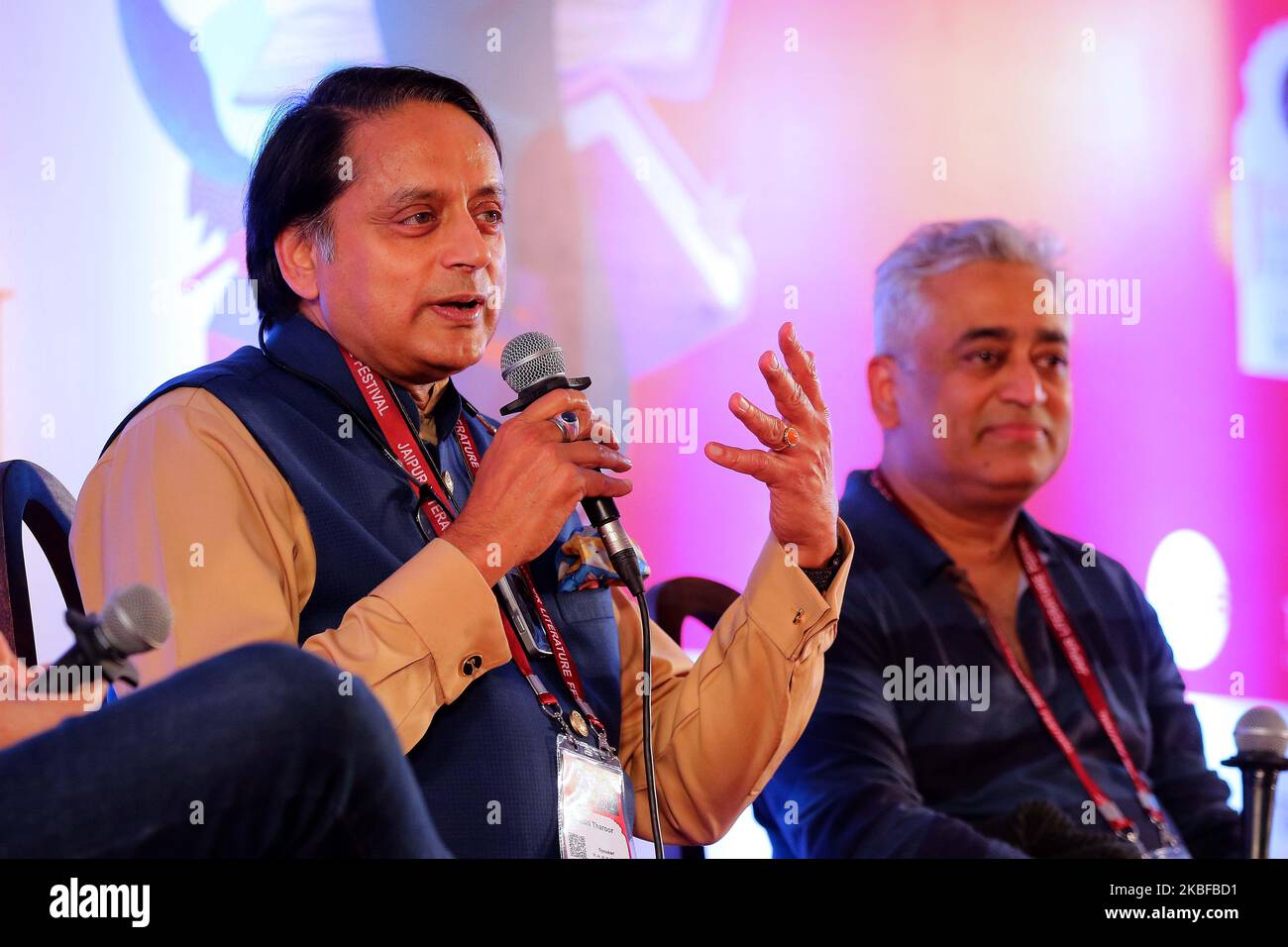 Indian news anchor rajdeep sardesai hi-res stock photography and images ...