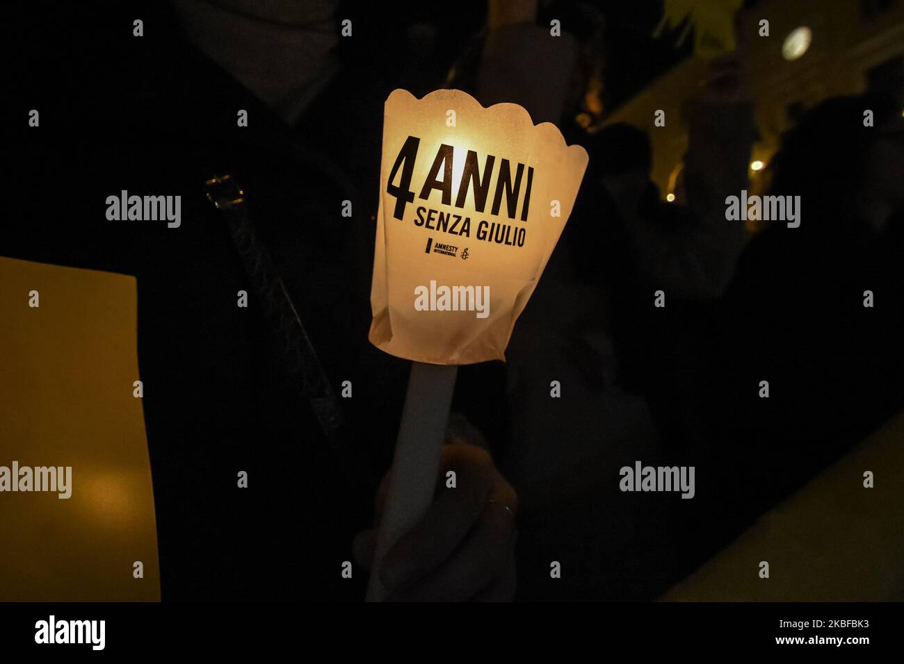 Amnesty signs hi-res stock photography and images - Alamy