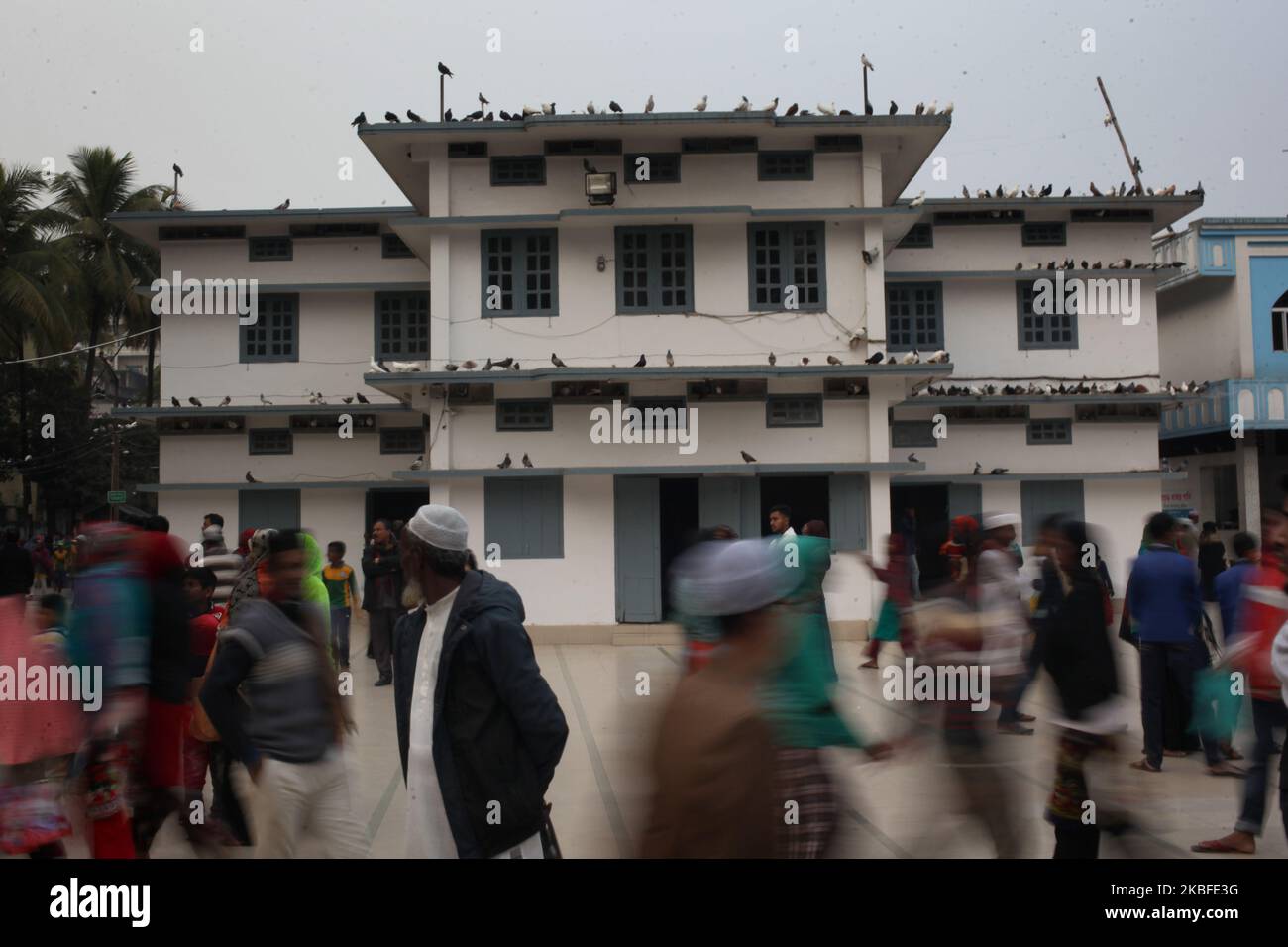 Devotees gather at Hazrat Shahjalal Mazar Sharif dargah in Sylhet ...