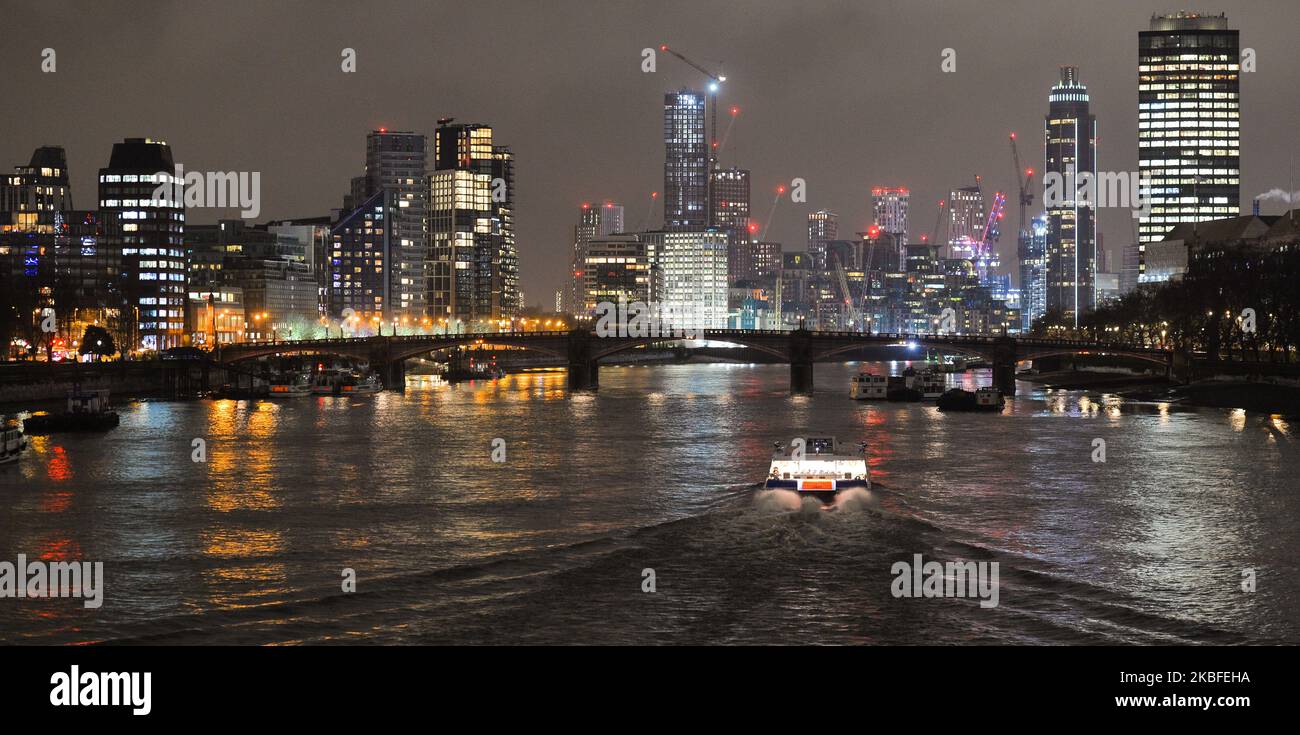 Mini manhattan london hi-res stock photography and images - Alamy