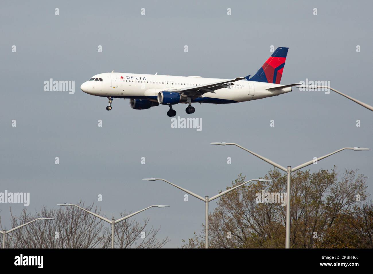 Delta Air Lines Airbus A320 commercial aircraft as seen on final ...