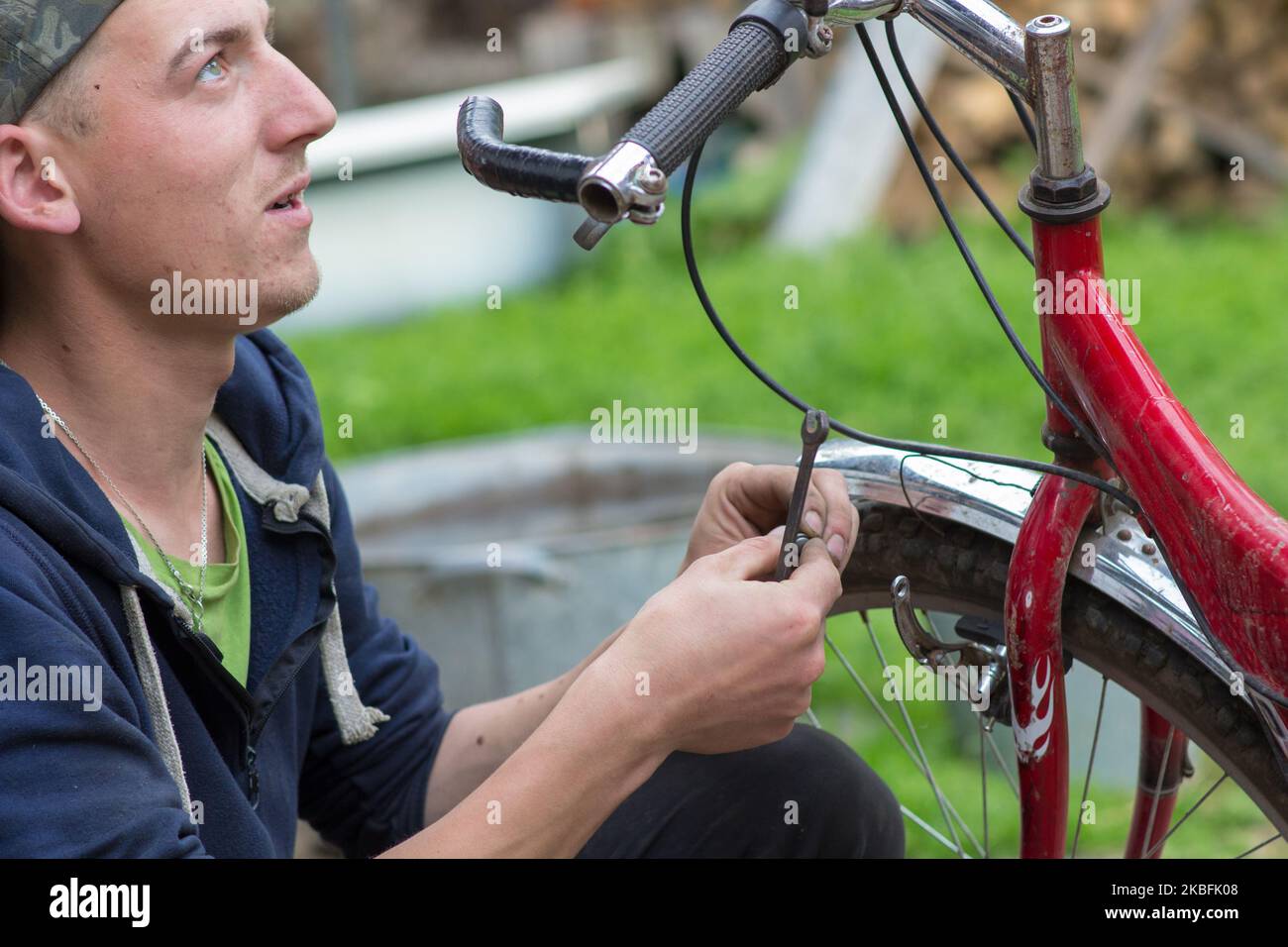 Professional repair man hi-res stock photography and images - Alamy