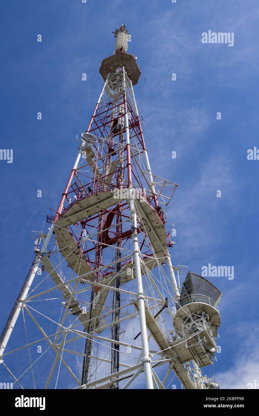 Cellular tower model hi-res stock photography and images - Alamy