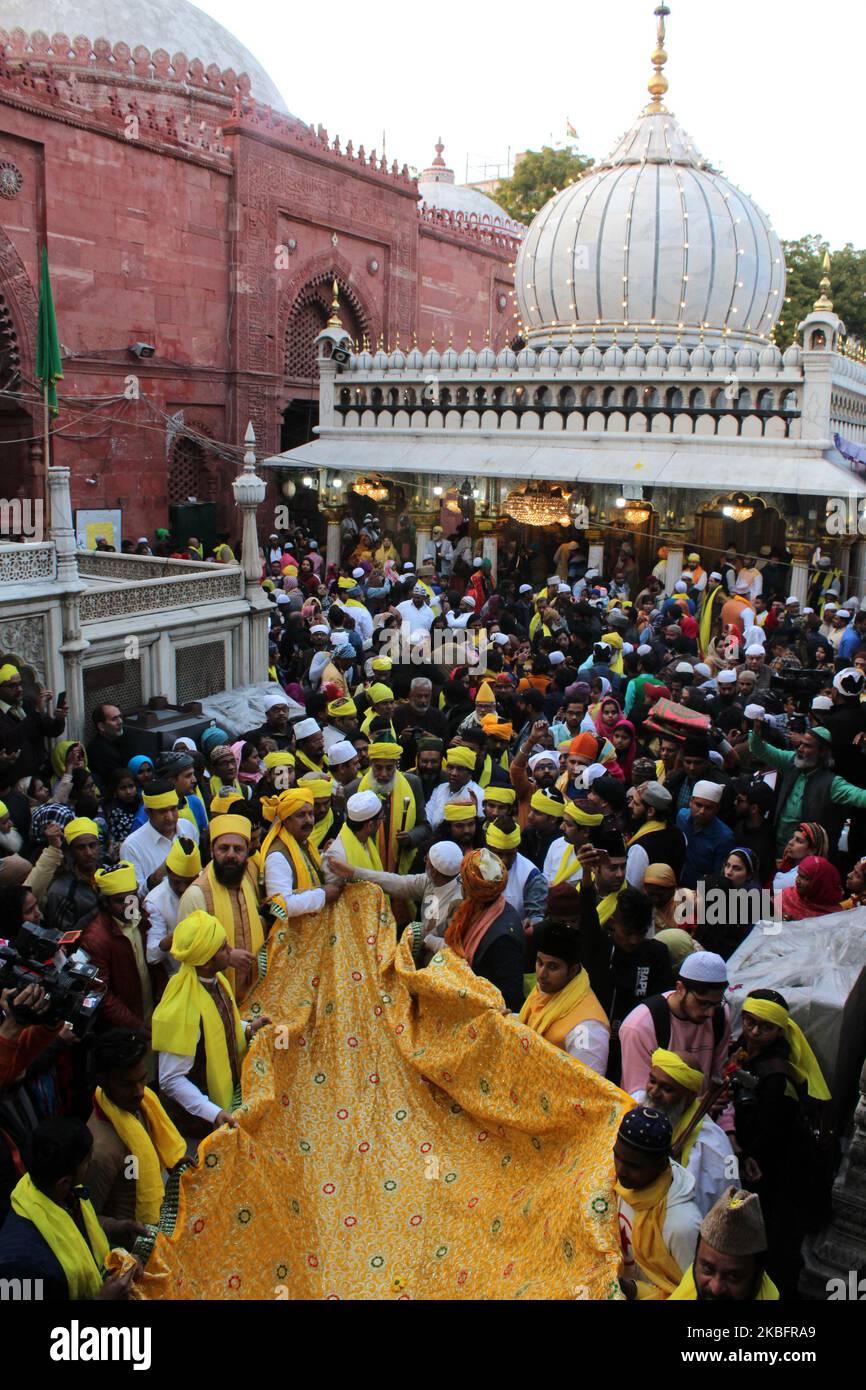 Devotees celebrate Basant Panchami at Hazrat Nizamuddin Auliya's Dargah ...