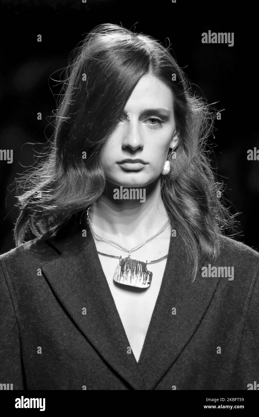 Roberto torretta fashion show Black and White Stock Photos & Images - Alamy