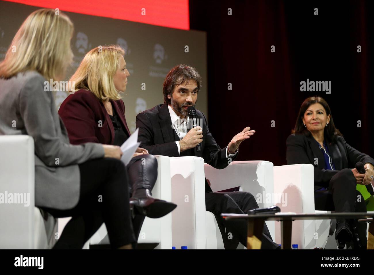 French left wing parti hi-res stock photography and images - Alamy