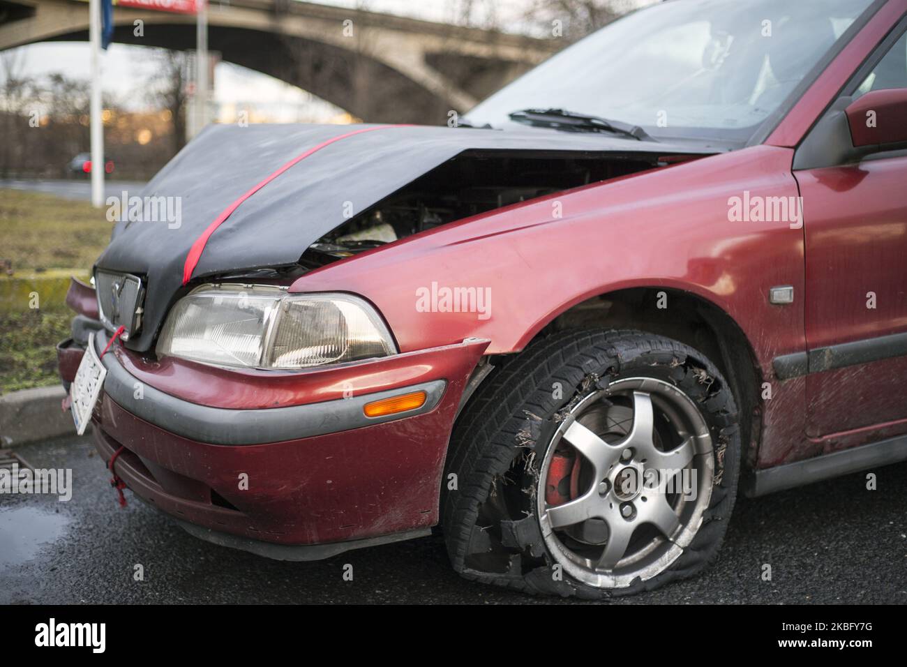 Red colour pictured damaged hi-res stock photography and images - Alamy