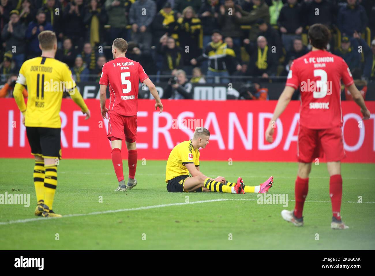 Erling haland borussia dortmund hi-res stock photography and images - Alamy