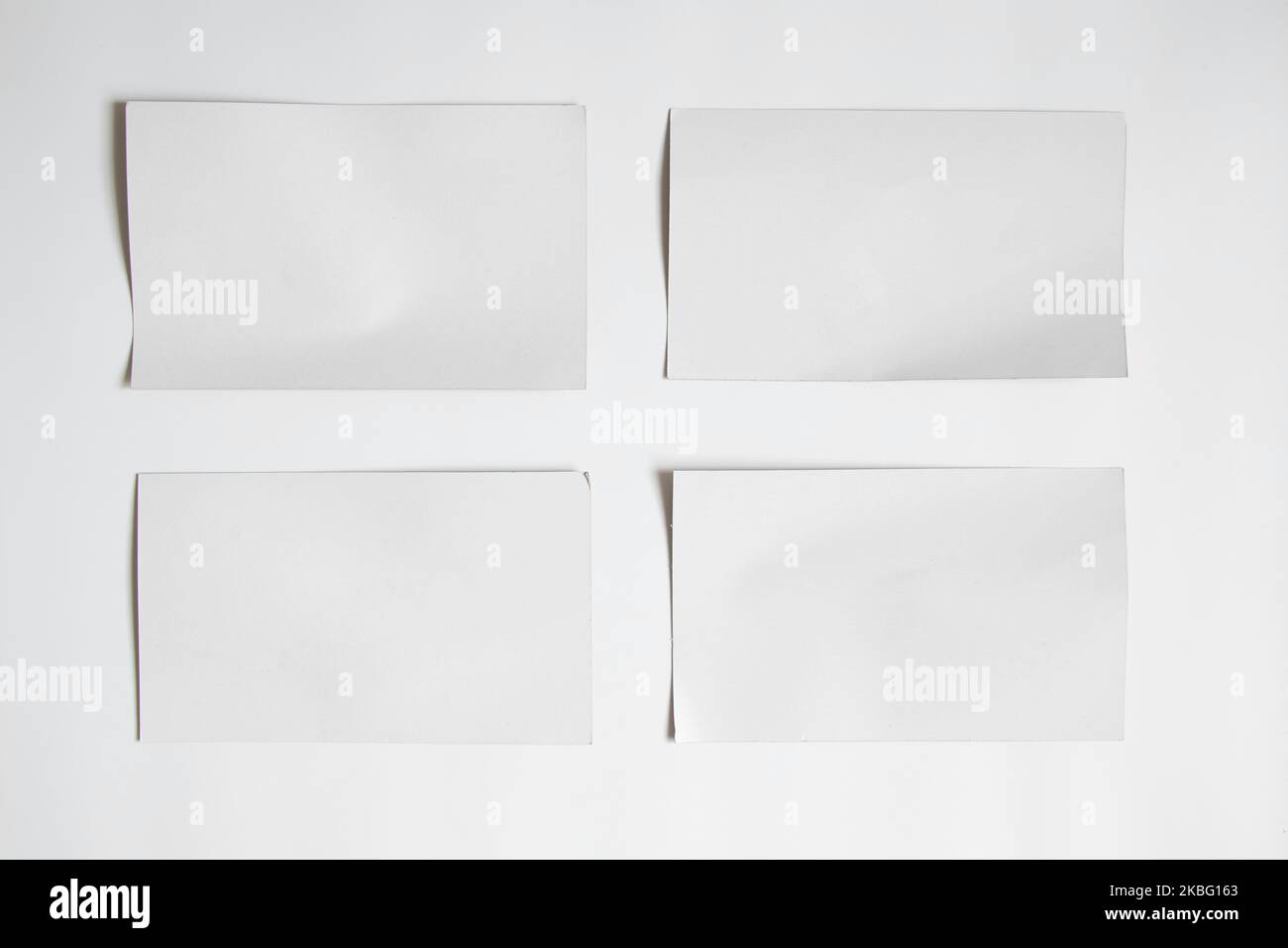 Empty cards hi-res stock photography and images - Alamy