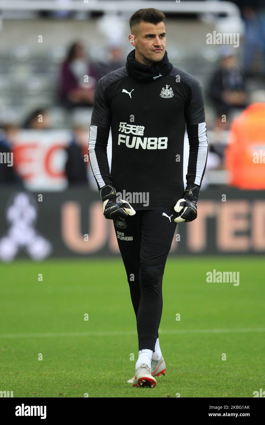 Martin Dubravka of Newcastle United warms up prior to the Premier ...