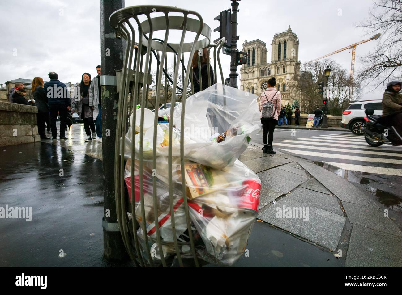 For several days, the effects of the garbage strike have been visible ...