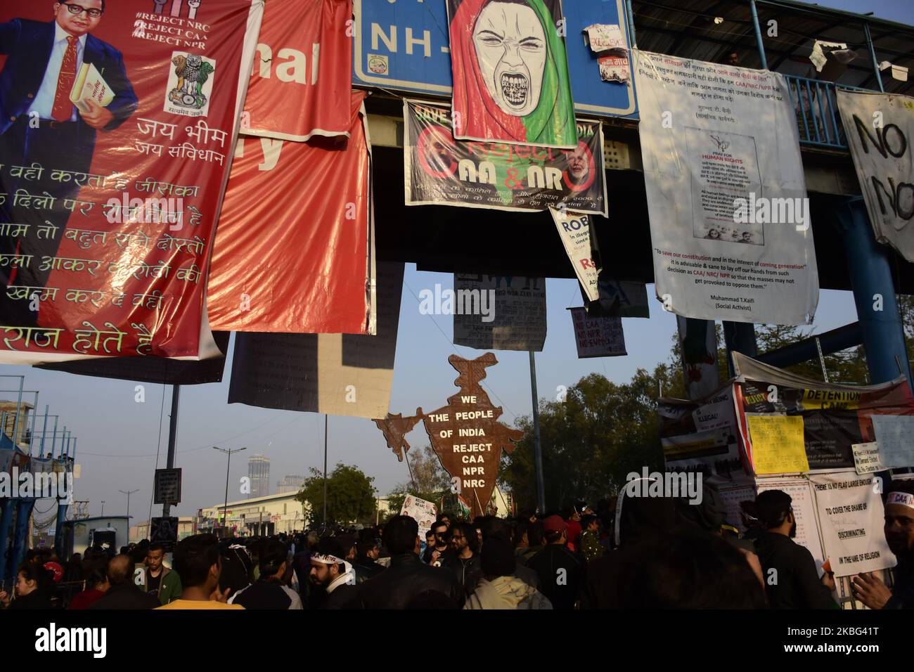 Indian people protest against the controversial Citizenship Amendment ...